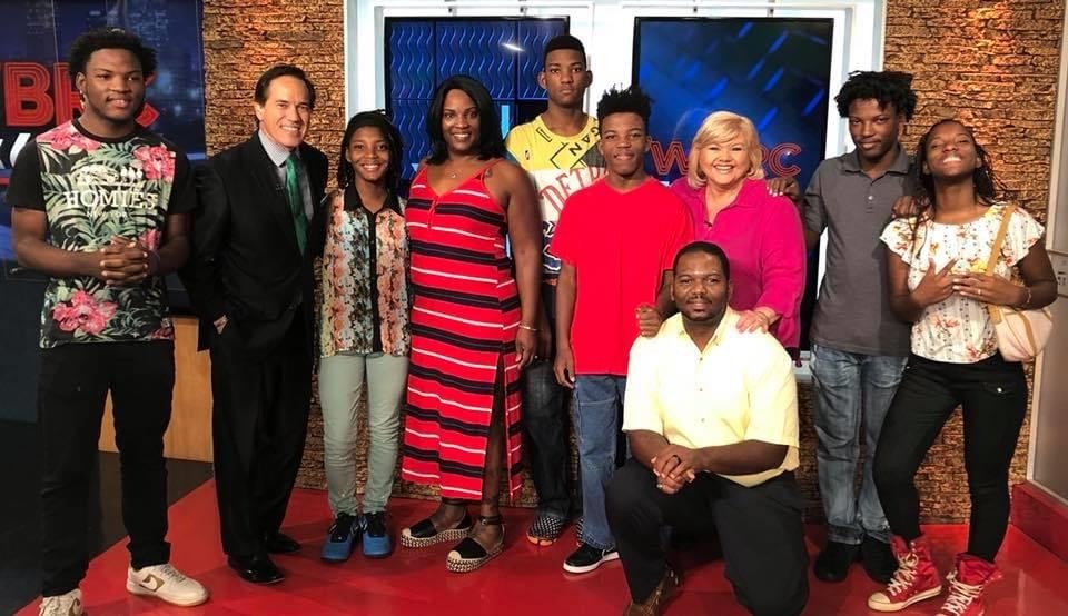 Harris Sextuplets Graduate On Same Day With Cute Photo | Duke ...